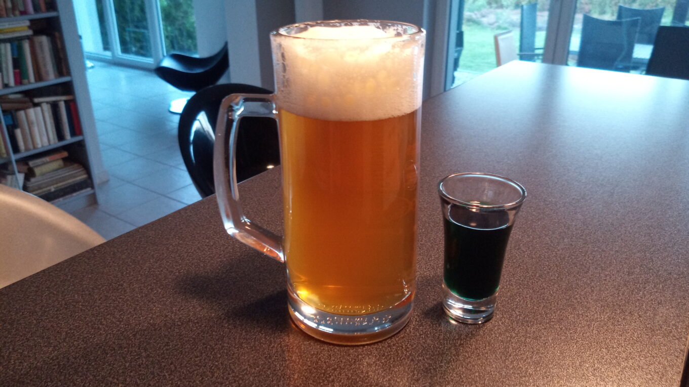 České koktejly – Magické oko – ALKOHOL DRINK