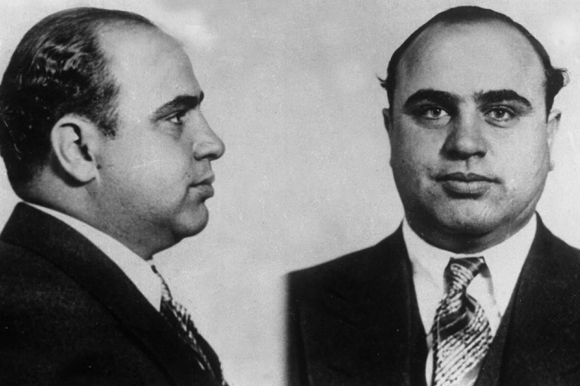 Prohibice v USA 4/5 – Al Capone – ALKOHOL DRINK